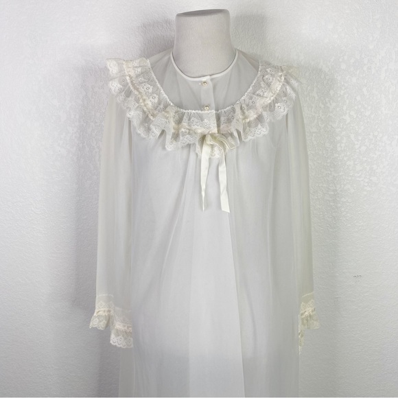 Vintage | Intimates & Sleepwear | Vintage Shadowline 0 Sheer White ...